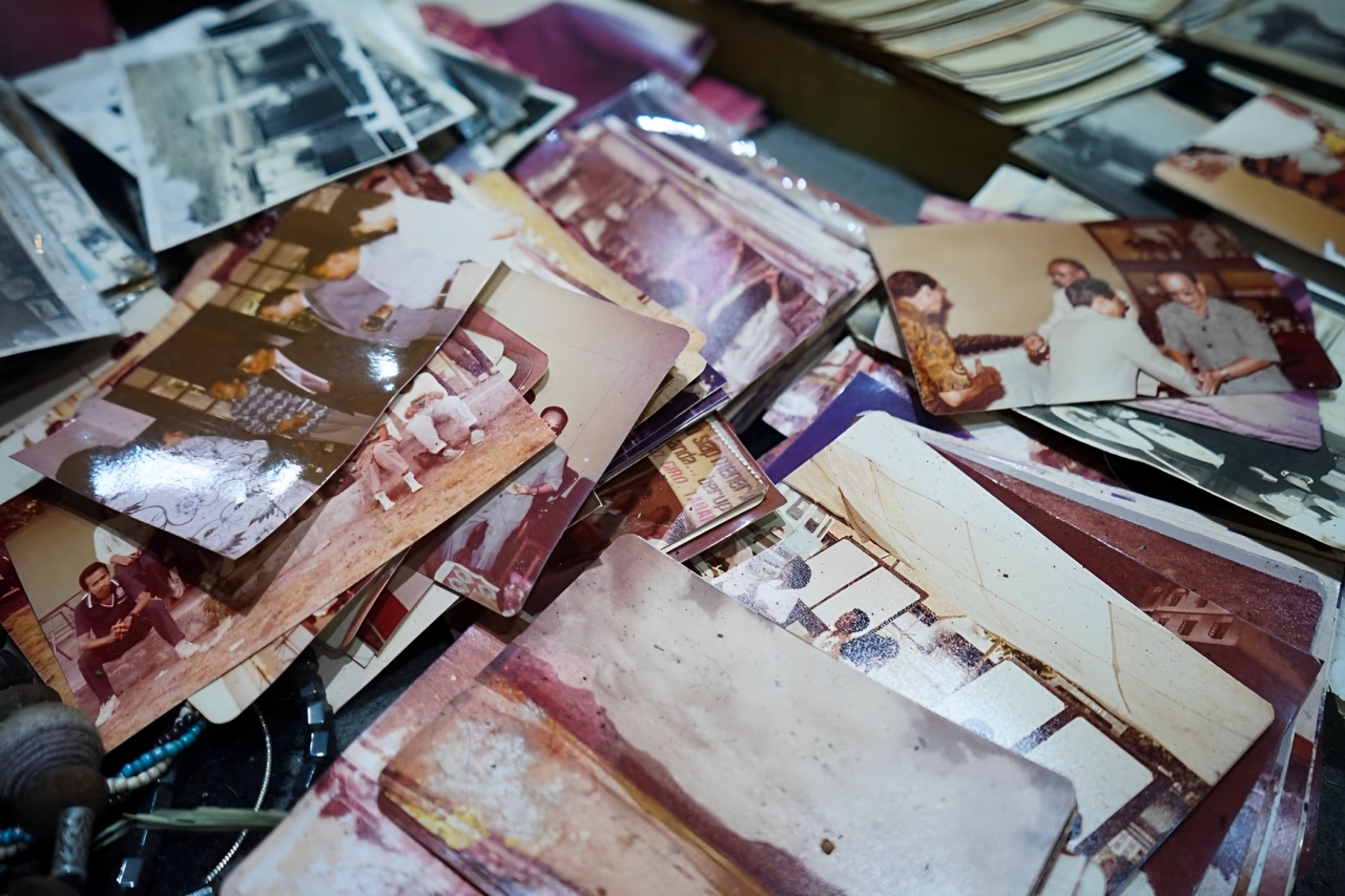The 3 best ways to scan and digitize old photos - MediaRay